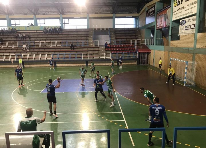 Eurofarm Pelister lako do plena u Radovišu - Balkan-Handball.com