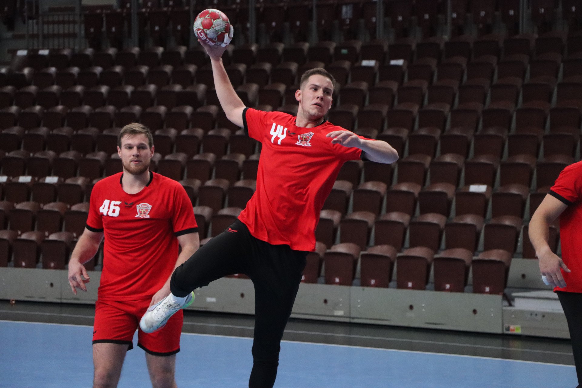 Stefan Dodić debitovao u goleadi Vesprema - Balkan-Handball.com